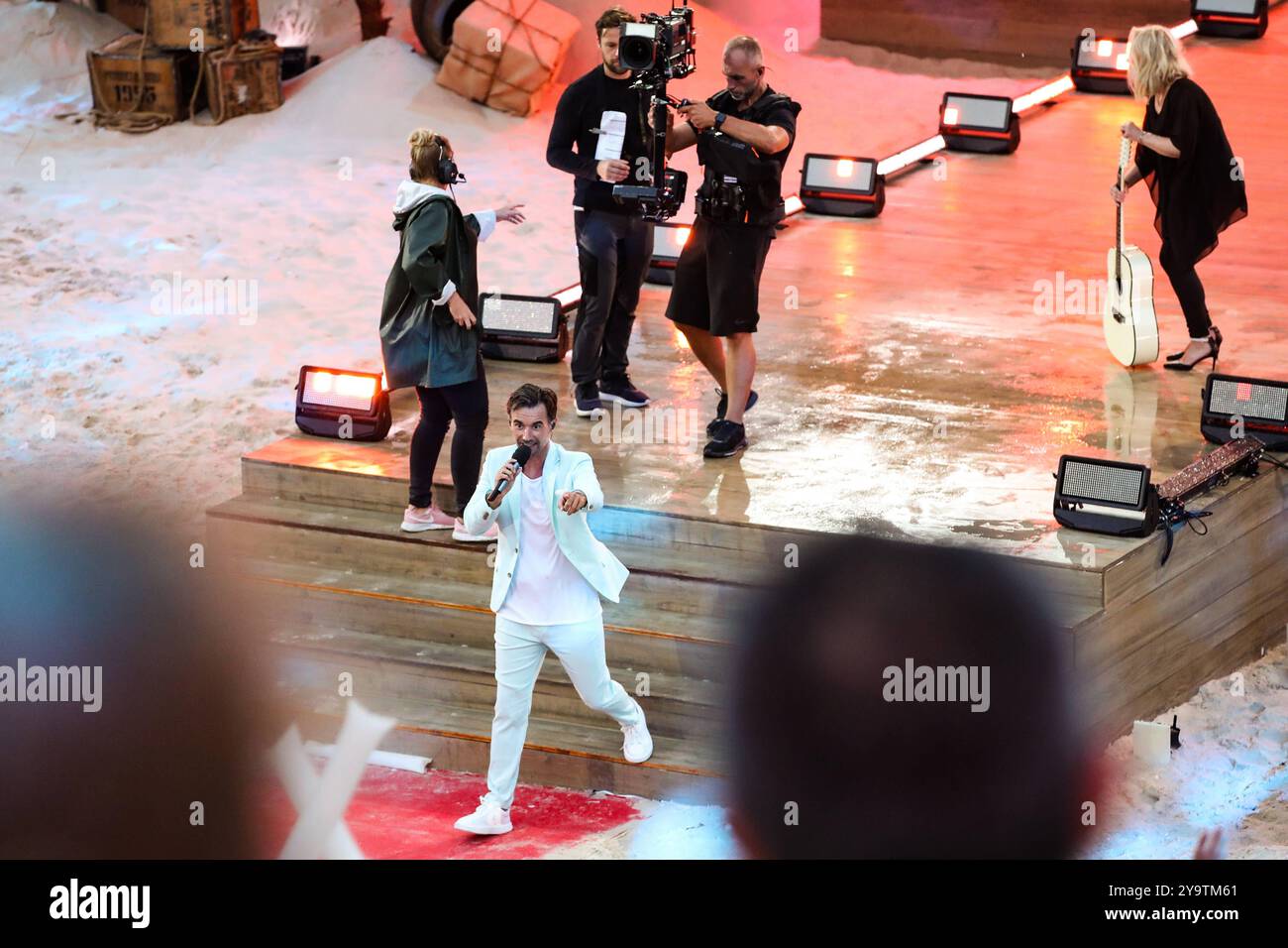 Moderator Florian Silbereisen GER muss die Aufzeichnung wegen Unwetter ...