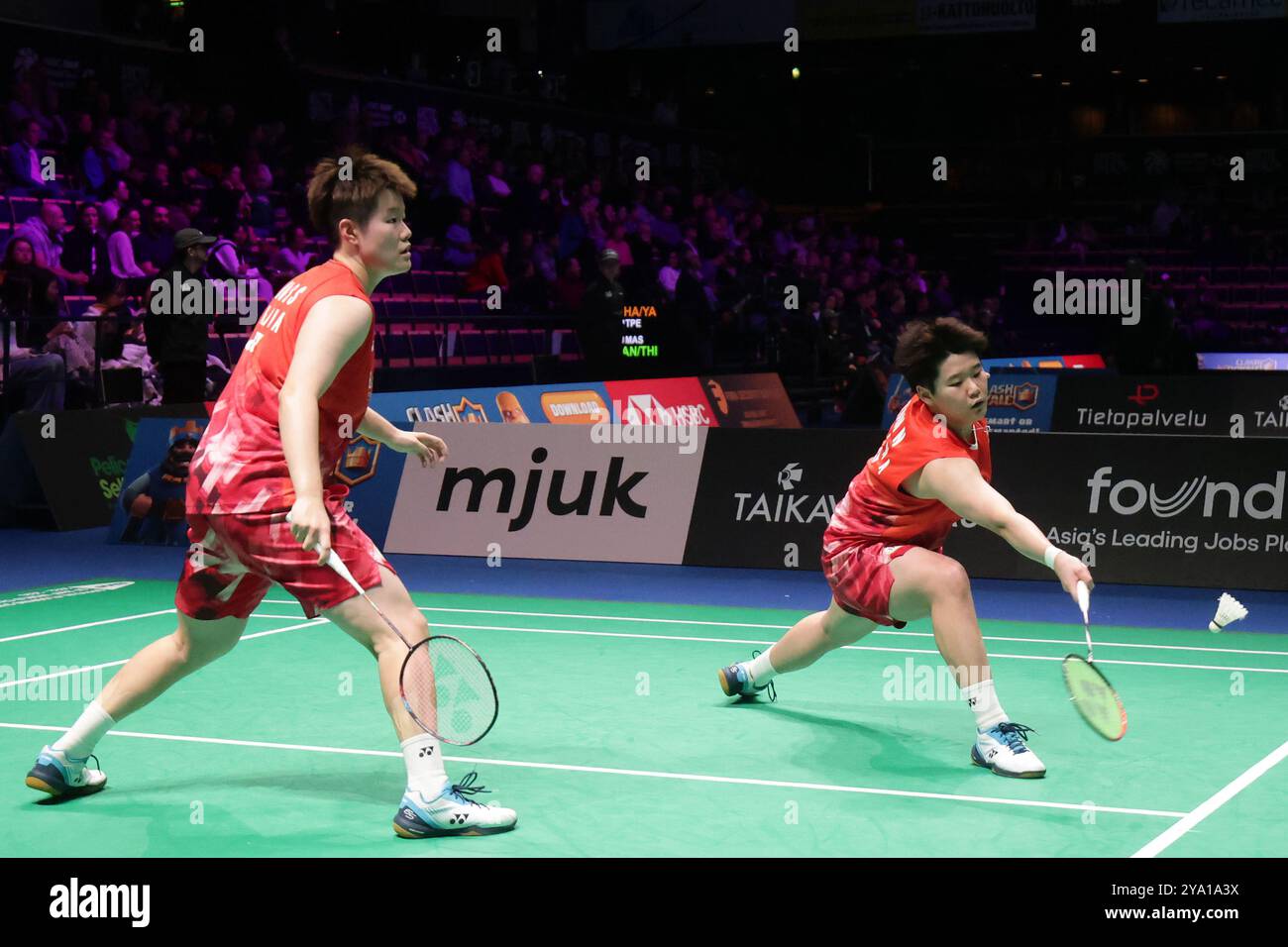 Vantaa, Finnland. Oktober 2024. Liu Shengshu/Tan Ning (R) treten beim Viertelfinalspiel der ...