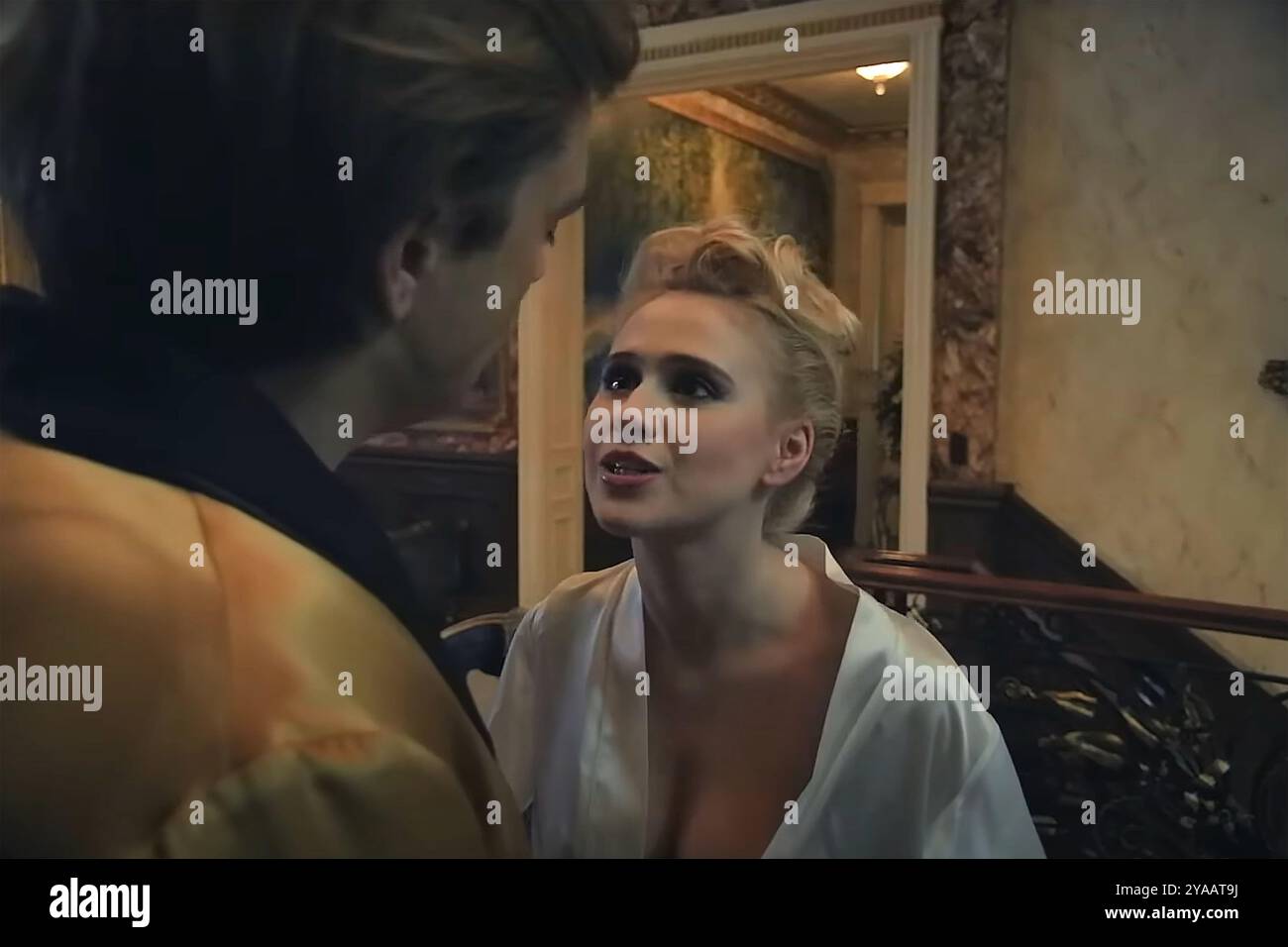 DER LEHRLING - FILMSTILLS. 2024 . Sebastian Stan als Donald Trump und Maria Bakalova als Ivana ...