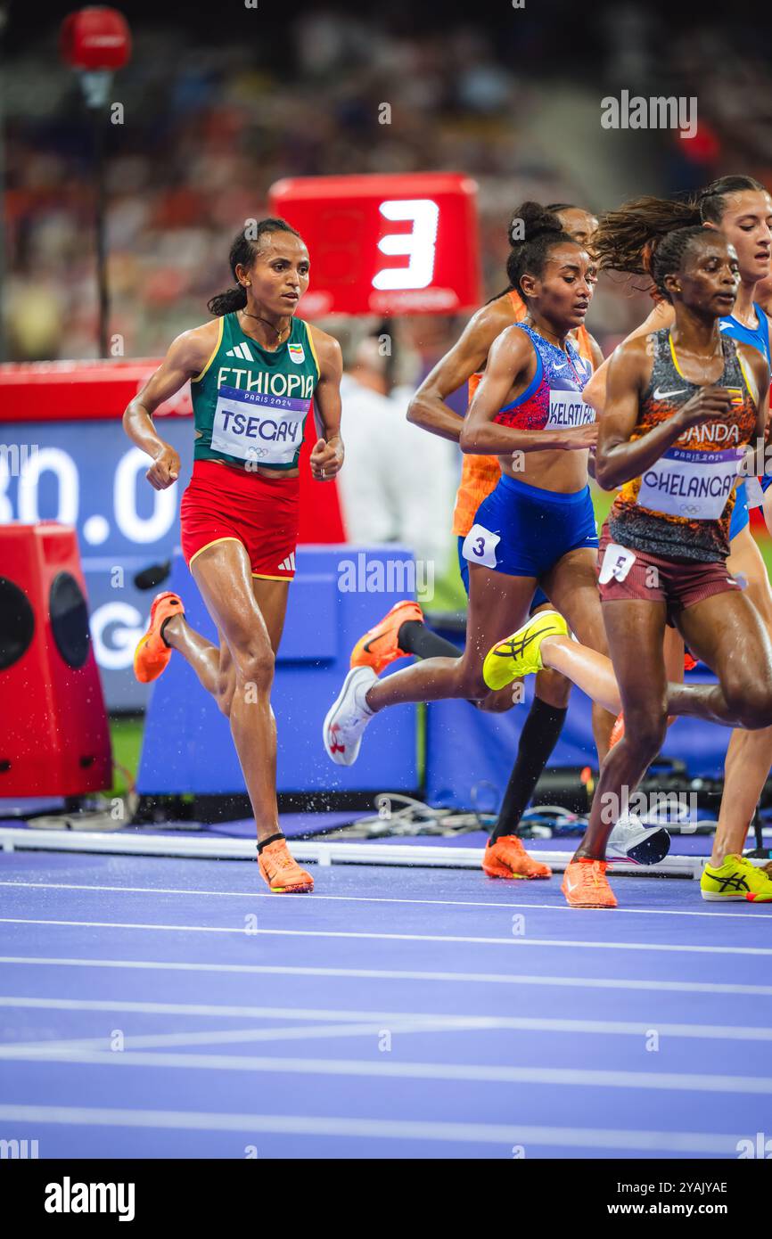 Gudaf Tsegay nahm an den 10,000-Meter-Strecken der Olympischen Spiele ...