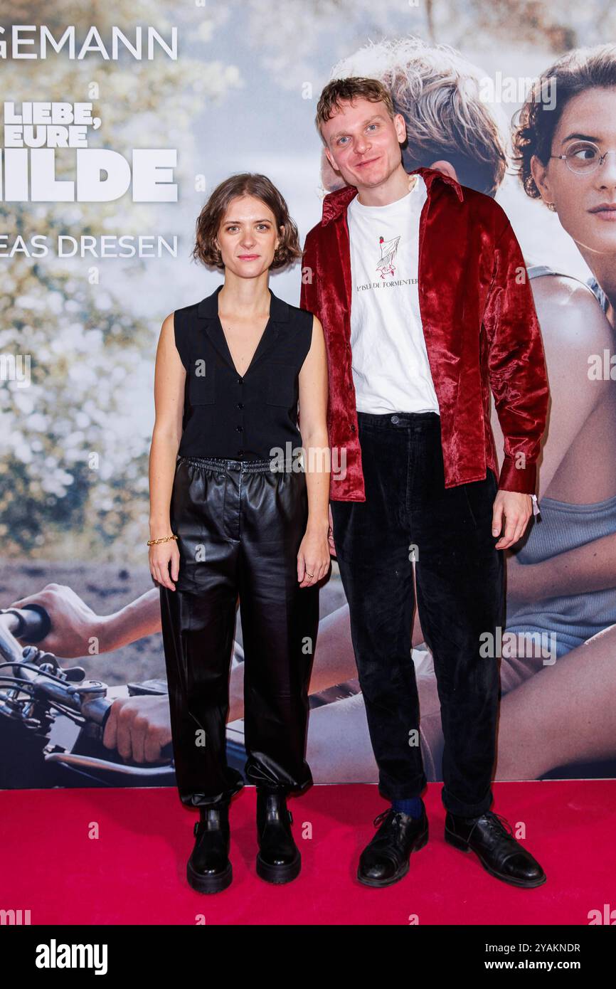 Premiere - in Liebe, Eure Hilde Liv Lisa Fries und Johannes Hegemann ...