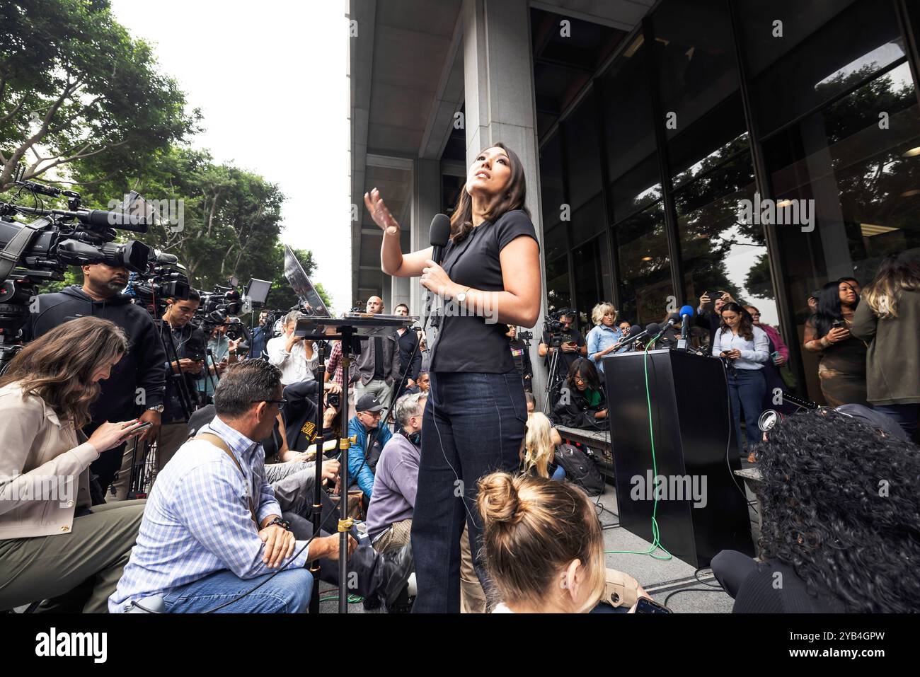 Los Angeles, USA. Oktober 2024. Familie und Unterstützer der ...
