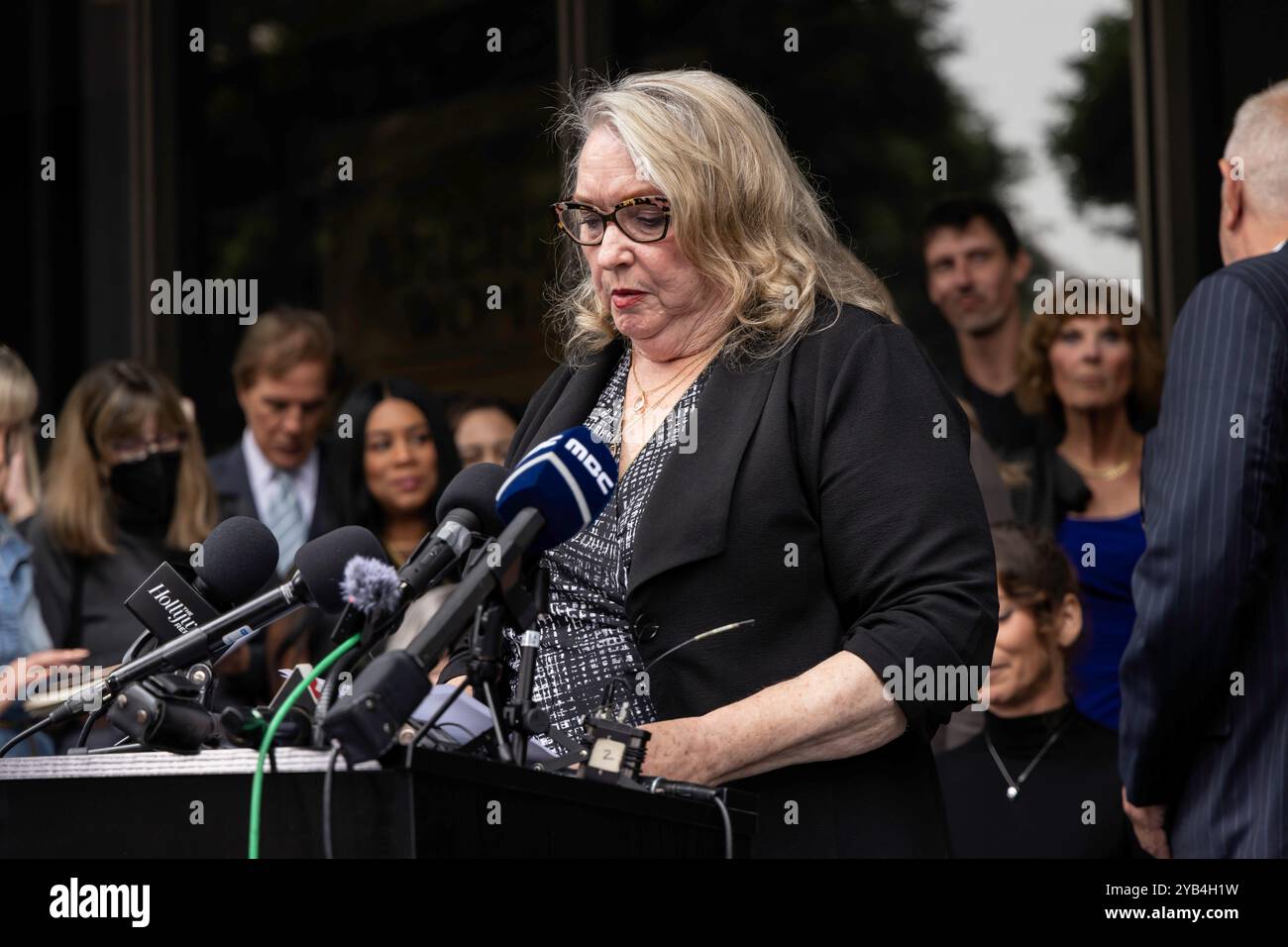 Los Angeles, USA. Oktober 2024. Familie und Unterstützer der ...