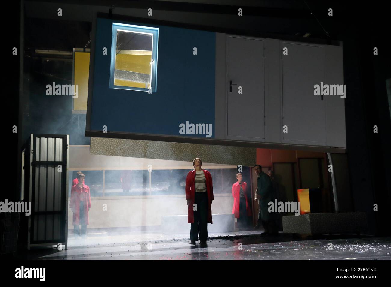 Alexandra Sinelnikova als Franziska 2, Frau T., Arbeiterin, Katja ...