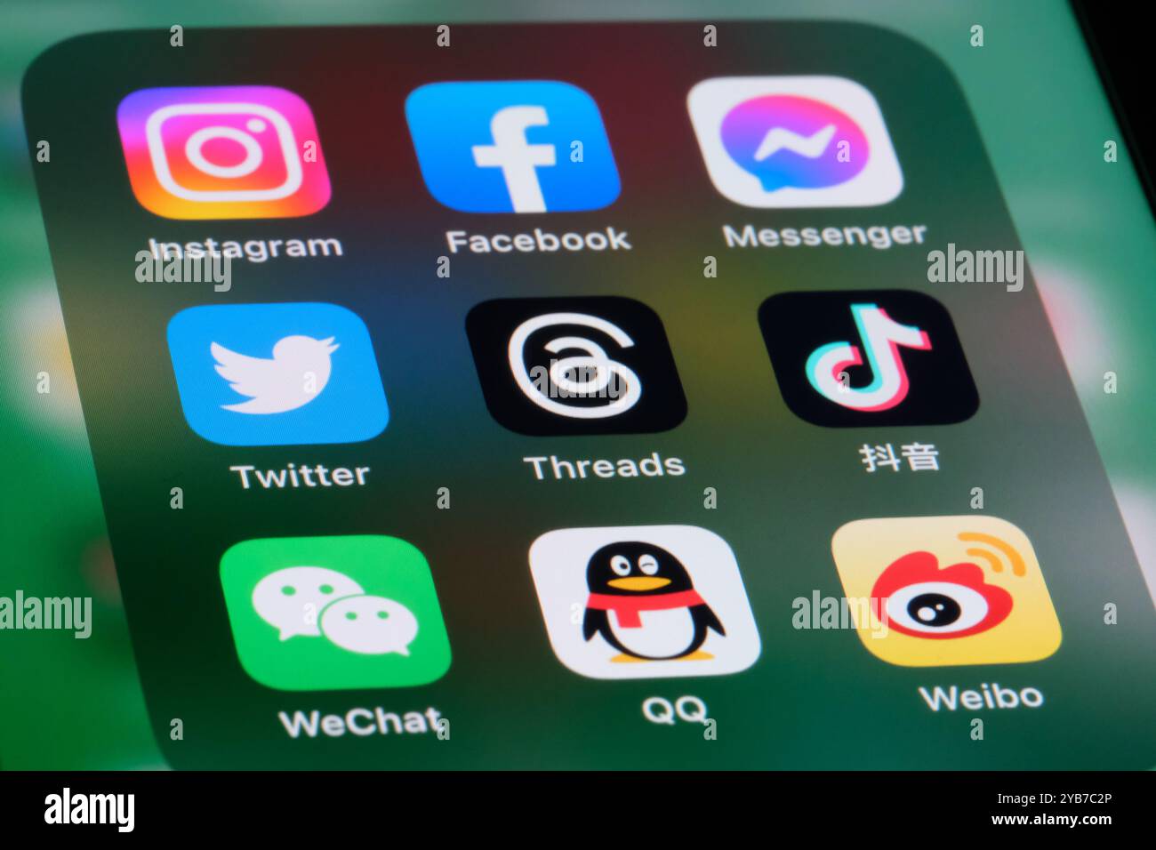 Threads, Twitter, Instagram, Facebook, Wechat, Tencent QQ, Messenger, TikTok (Douyin) und Sina ...