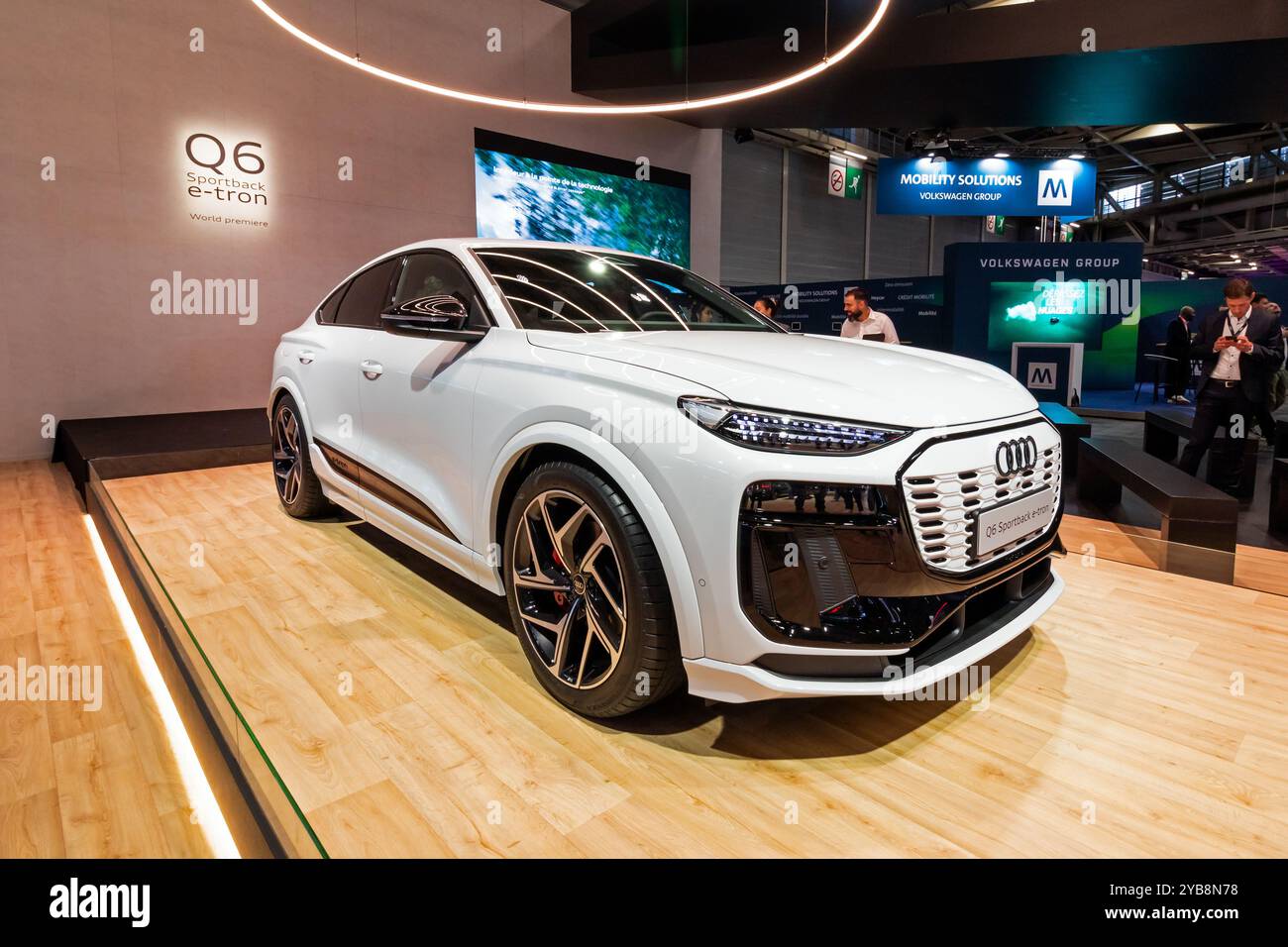 Audi q6 sportback e tron -Fotos und -Bildmaterial in hoher Auflösung – Alamy