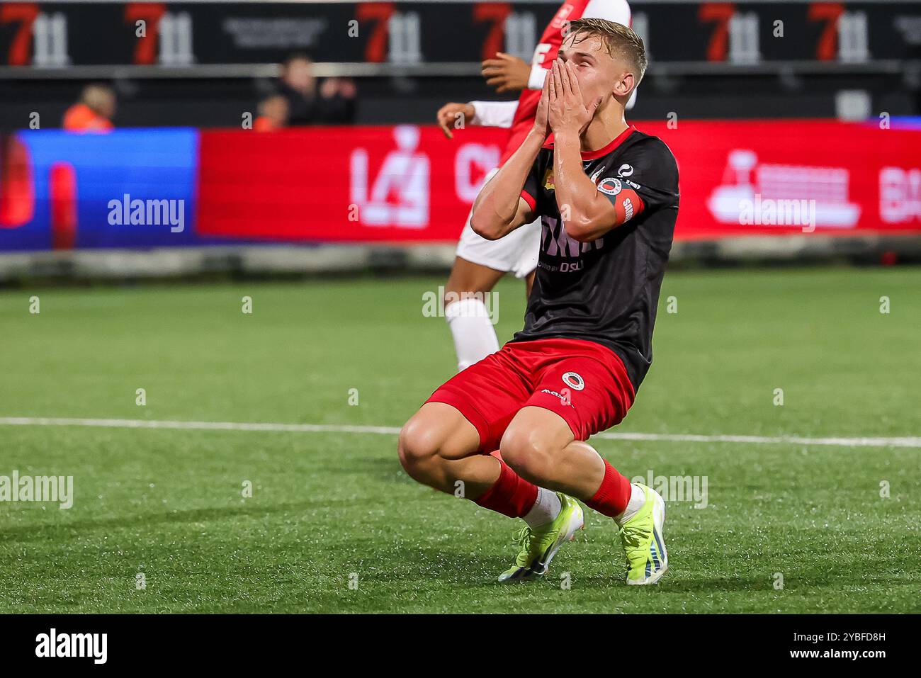 Rotterdam - Noah Naujoks von Excelsior Rotterdam während der elften ...