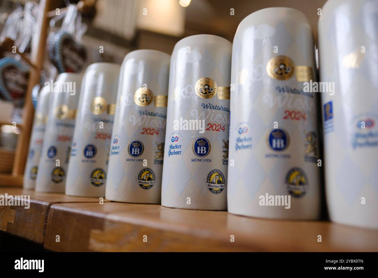 Die Krüge Edition 2024 - WirtshausWiesn 2024 - Pressekonferenz im ...