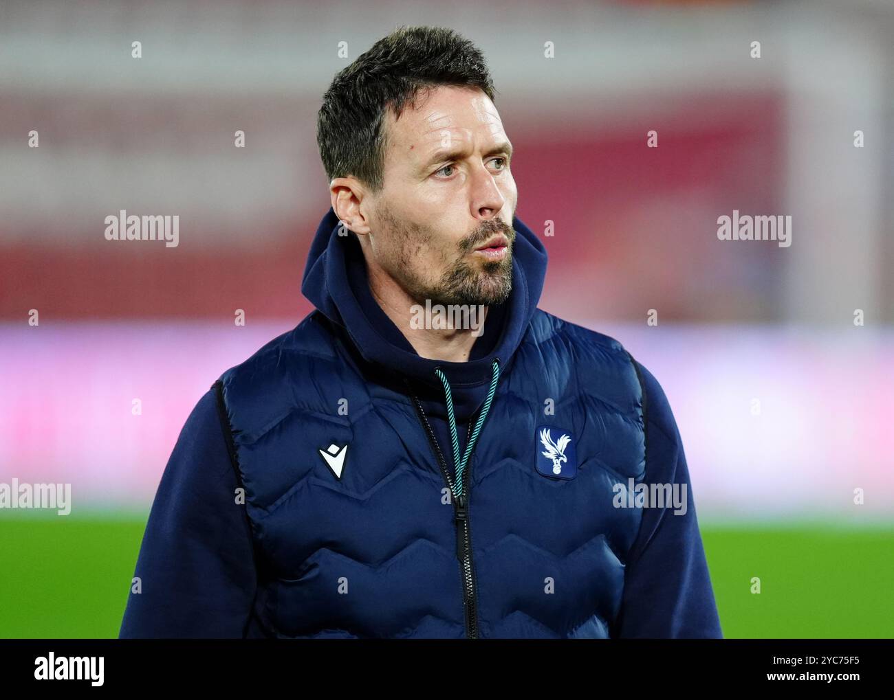 Crystal Palace Trainer Paddy McCarthy vor dem Spiel der Premier League ...