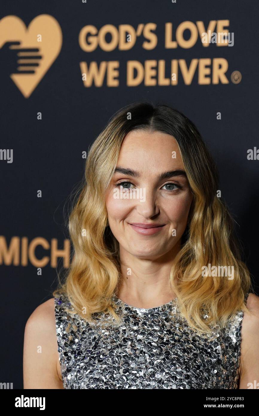 Chloe Fineman bei Arrivals for God s Love We Deliver 18th Annual Golden ...