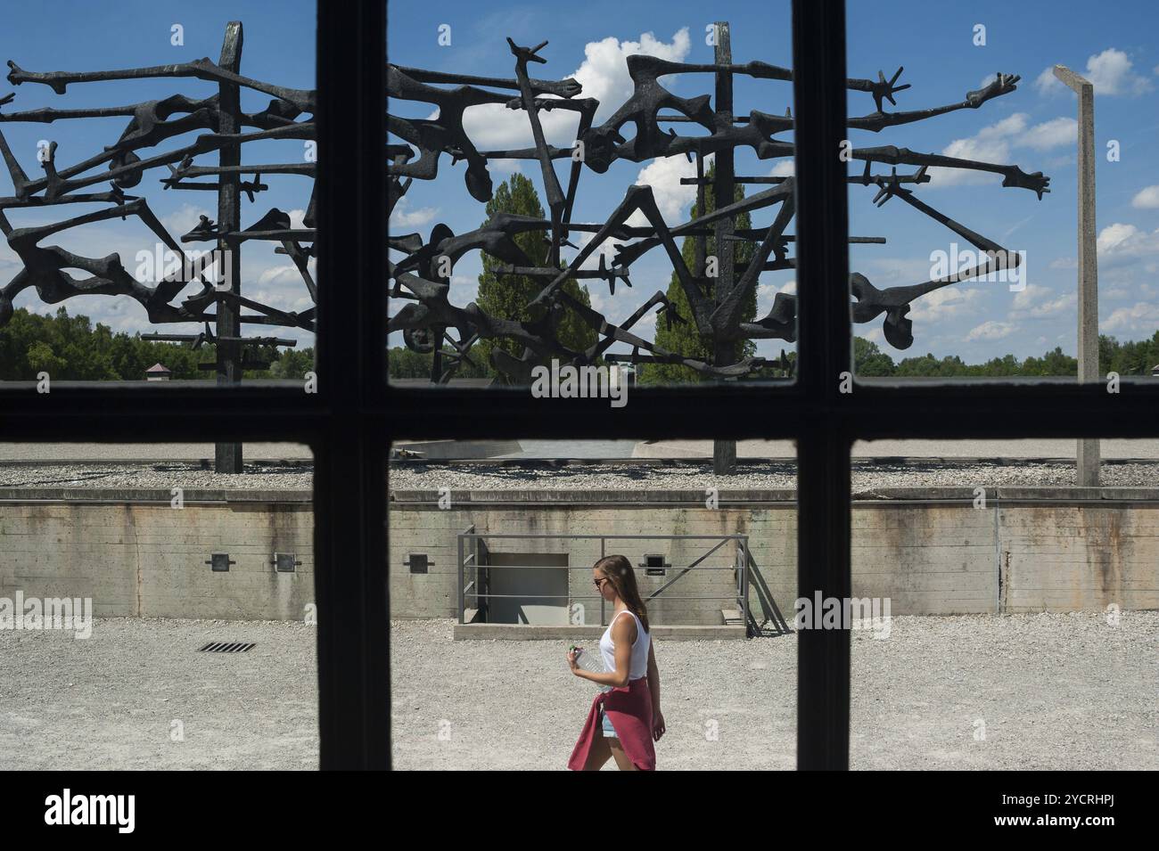 03.06.2017, Dachau, Bayern, Deutschland, Europa, Skulptur von Nandor ...