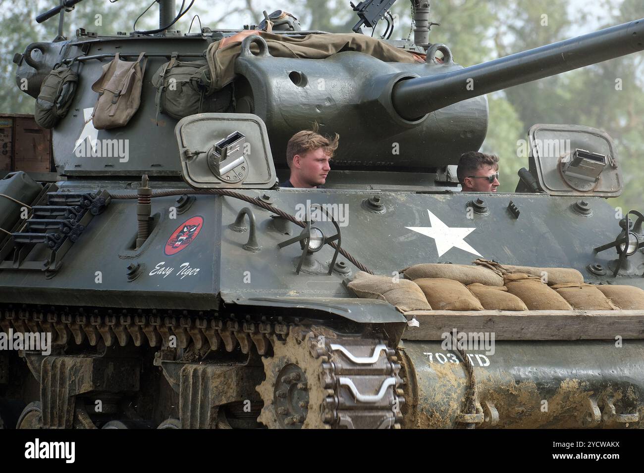 Die M18 Hellcat (offiziell als 76 mm Gun Motor Carriage M18 oder M18 GMC bezeichnet) ist ein ...