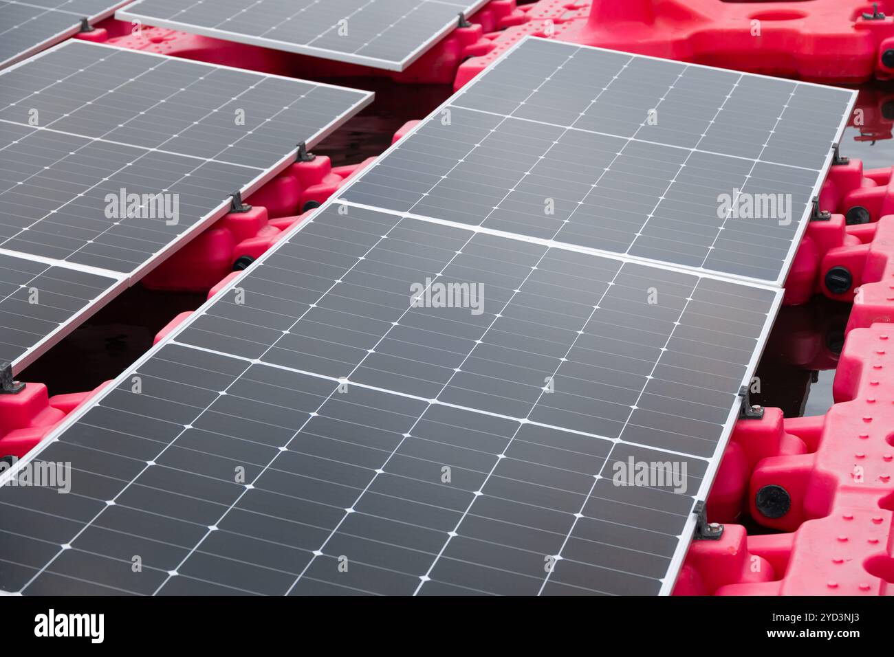 Photovoltaik pv modul -Fotos und -Bildmaterial in hoher Auflösung – Alamy