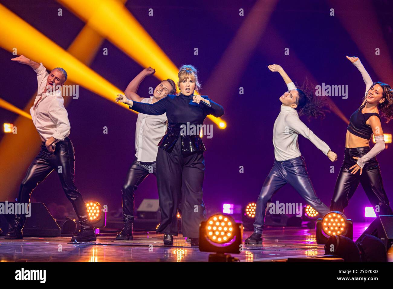 Dortmund Schlagersaengerin Maite Kelly beim Auftritt in der ARD Fernsehsendung SCHLAGERBOOM 2024 ...