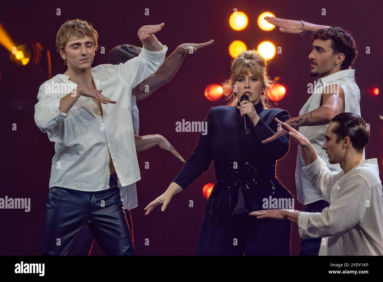 Dortmund Schlagersaengerin Maite Kelly beim Auftritt in der ARD Fernsehsendung SCHLAGERBOOM 2024 ...