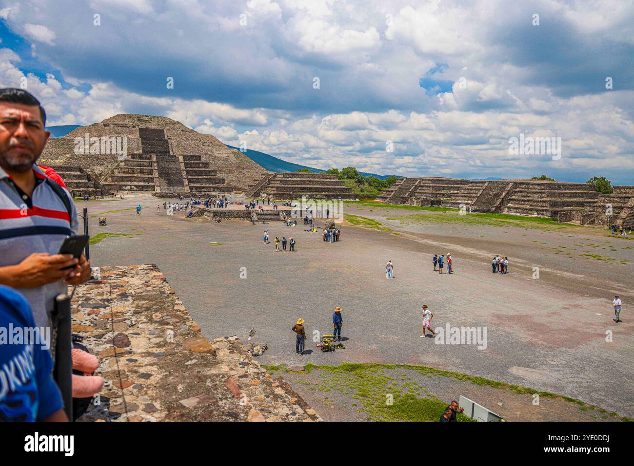 Pyramide des Mondes, Teotihuacan Archäologische Zone, die Stadt mit den ...