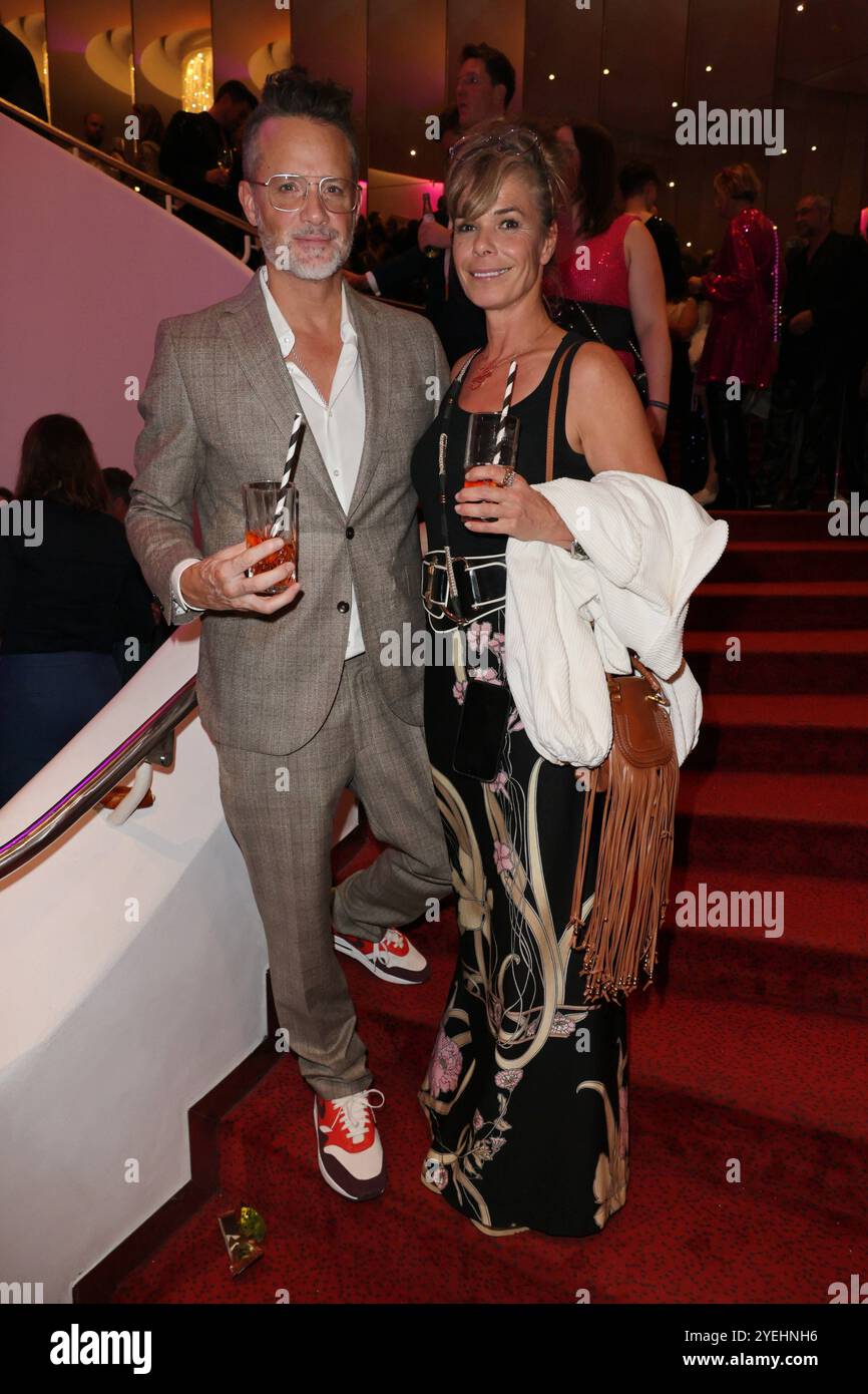 & Julia - das Pop-Musical Florian Walberg mit seiner Frau ...