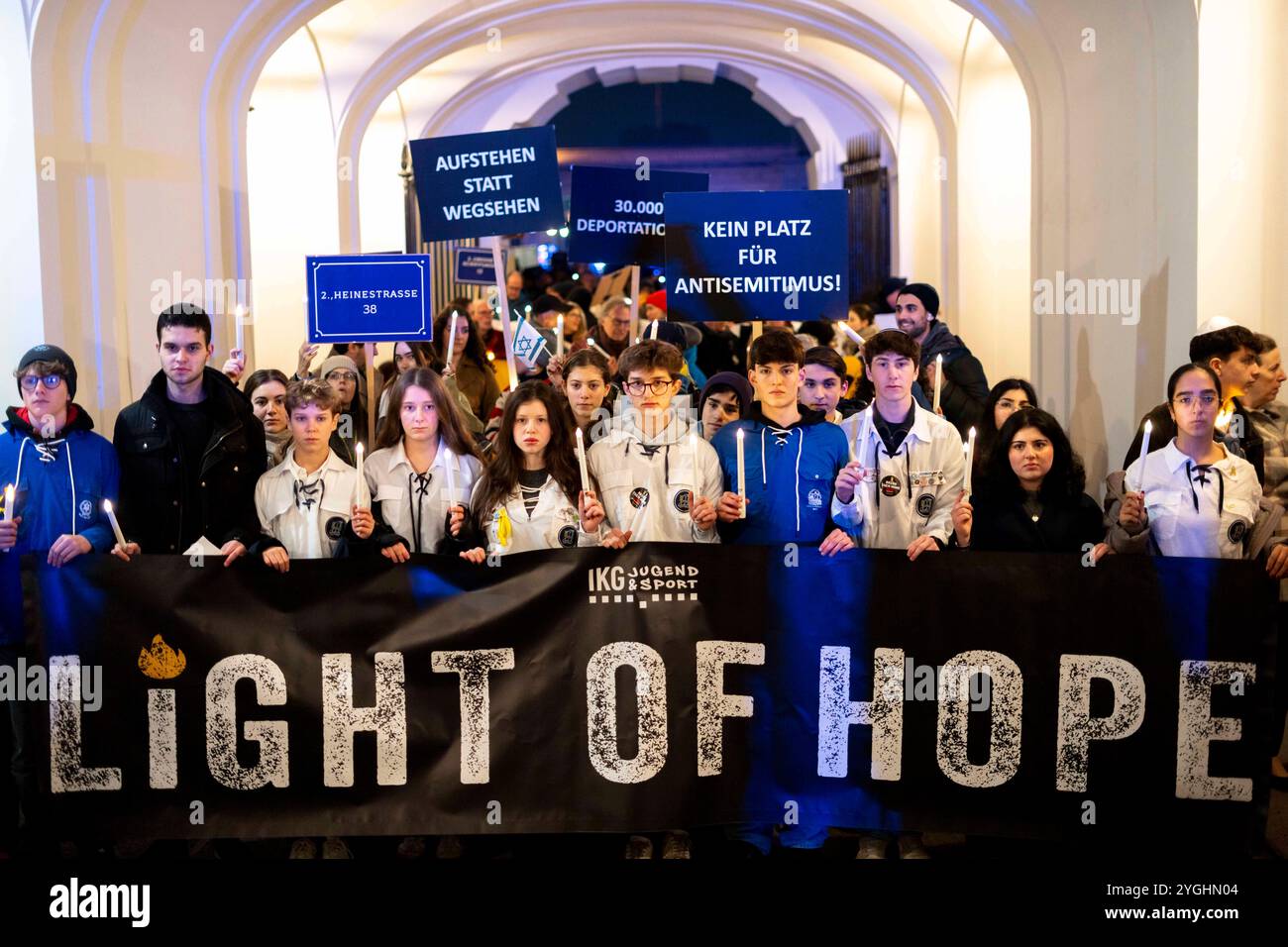 Wien, Österreich. 7. November 2024. Gedenkveranstaltung Light of Hope ...