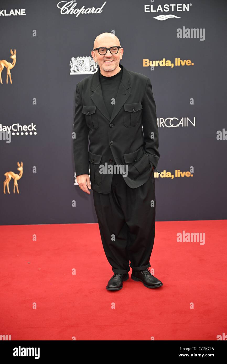 München, Deutschland. November 2024. Sven Väth kommt zu den Bambi ...