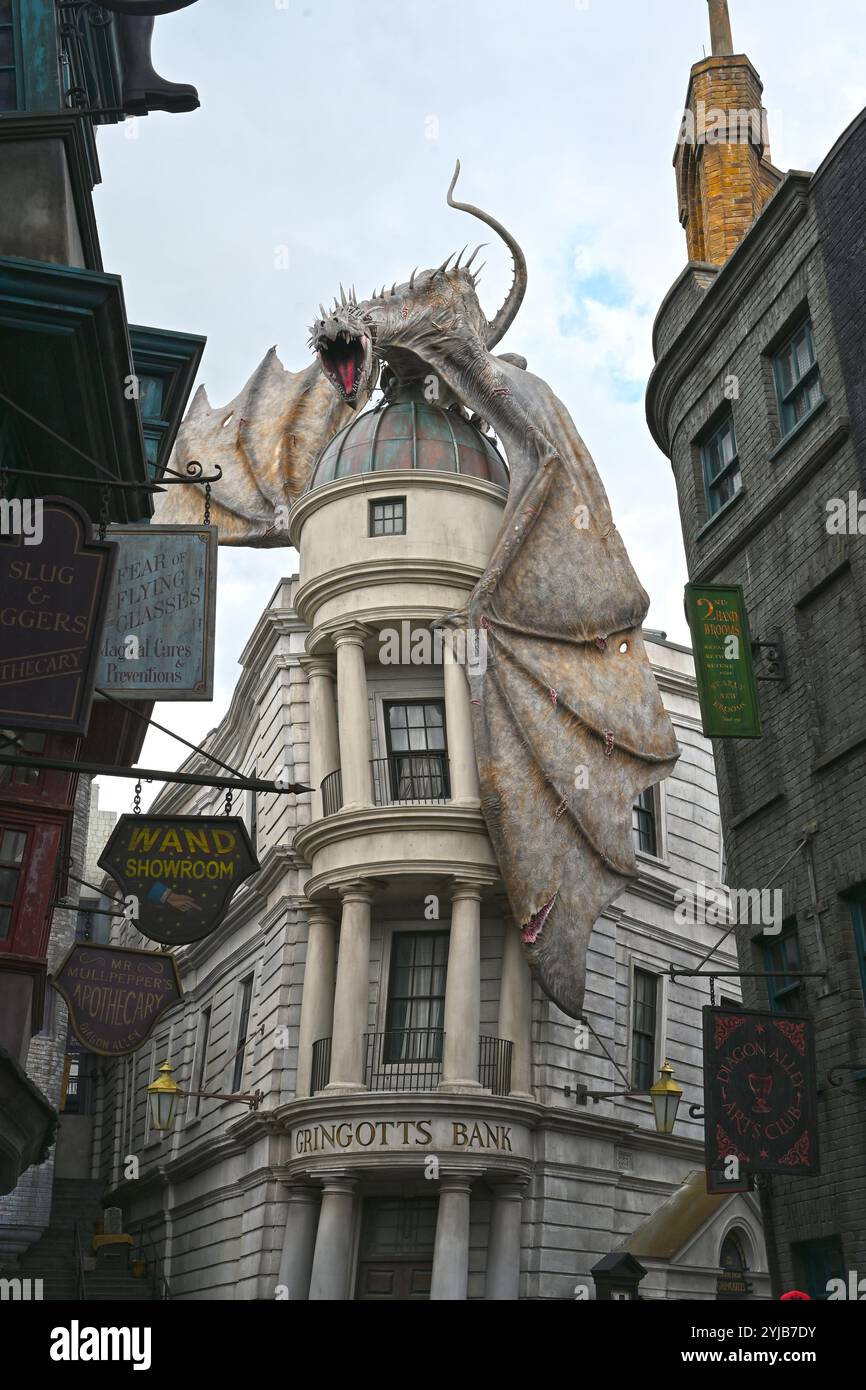Gringotts‘ magischer bank -Fotos und -Bildmaterial in hoher Auflösung ...