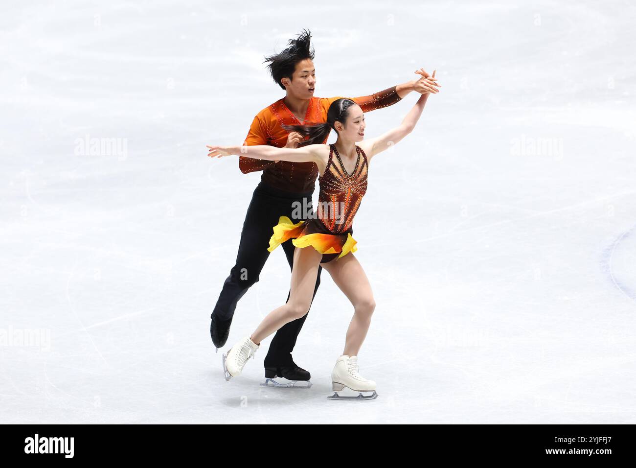 Tokio, Japan. November 2024. Yuna Nagaoka & Sumitada Moriguchi (JPN) Eiskunstlauf : ISU Grand ...
