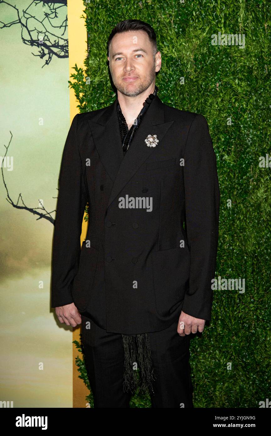 Christopher Scott bei der Premiere des Kinofilms Wicked im Museum of ...