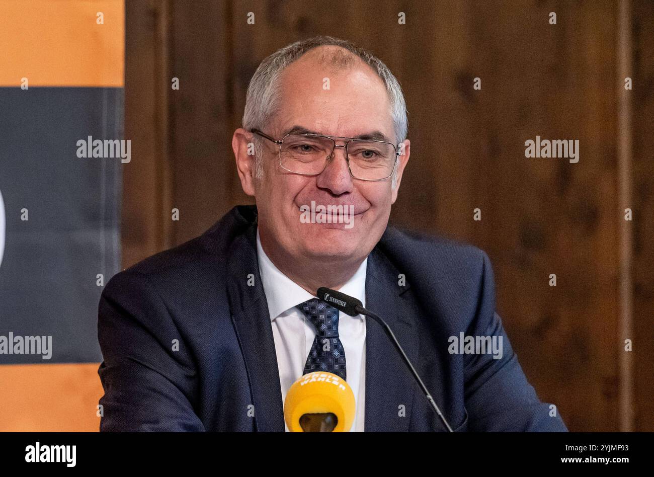 Muenchen Freie Waehler, Pressekonferenz zur Vorstellung der ...