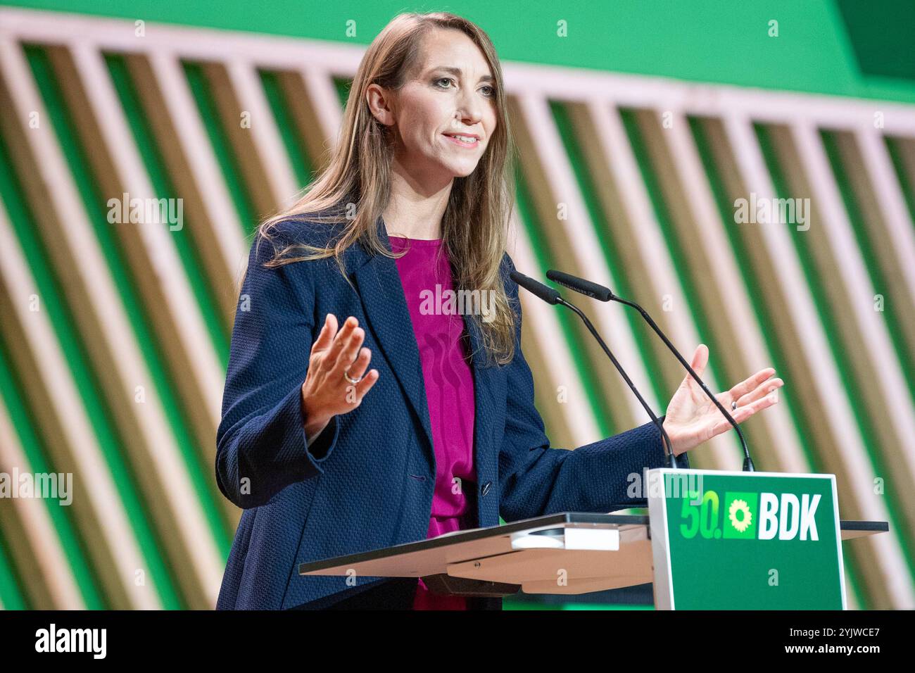 Emily buning -Fotos und -Bildmaterial in hoher Auflösung – Alamy