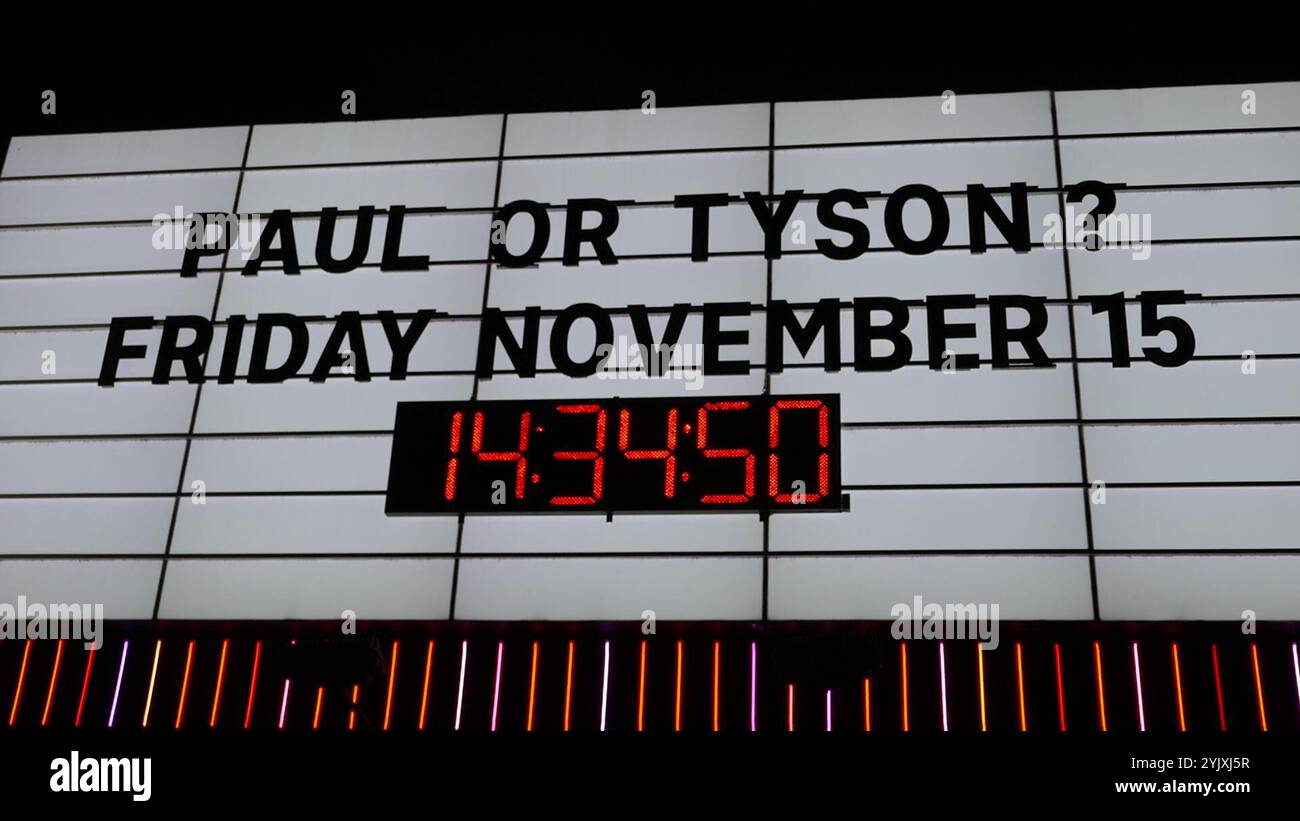 Los Angeles, Kalifornien, USA 15. November 2024 Jake Paul & Mike Tyson ...
