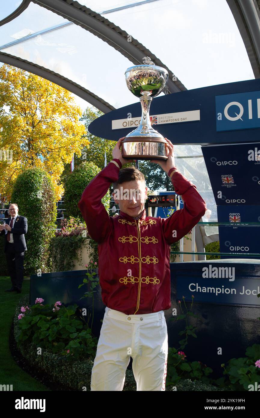 Ascot, Berkshire, Großbritannien. Oktober 2024. Der irische Jockey ...