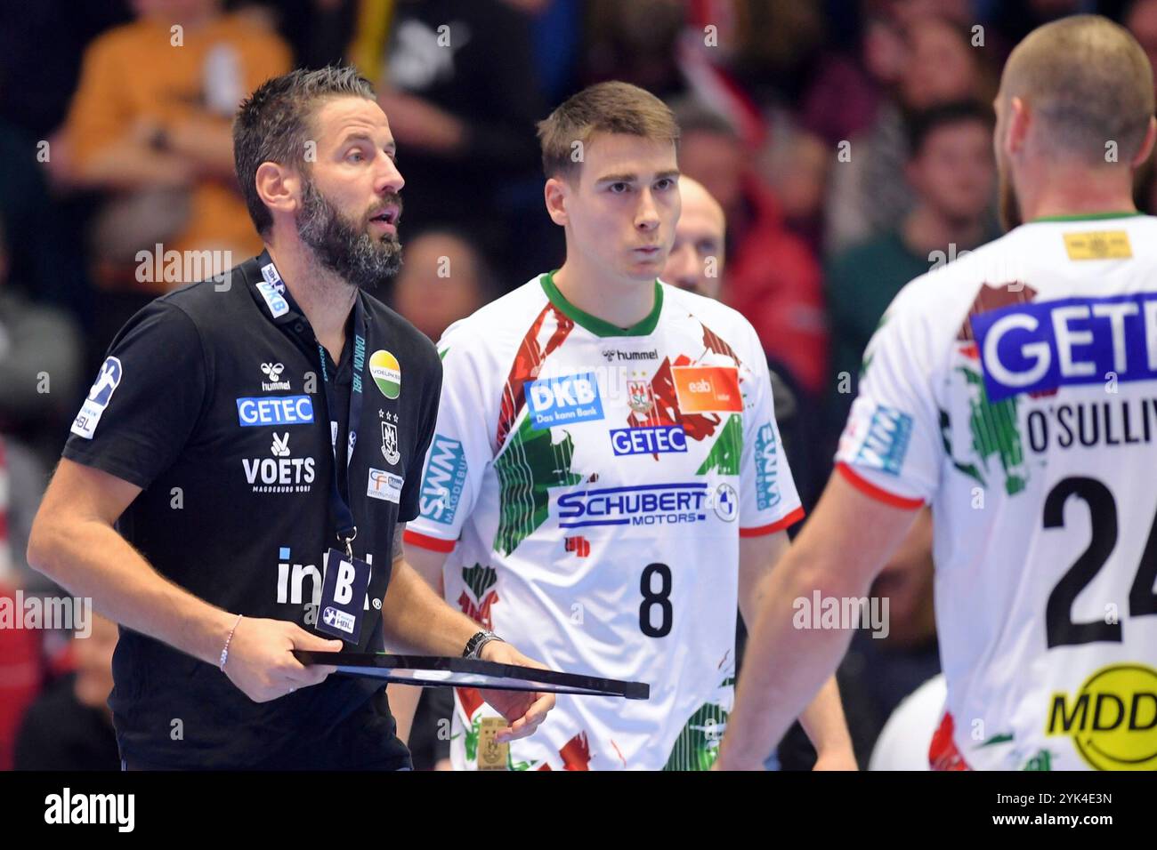 Bennet Wiegert (Trainer SC Magdeburg), Manuel Zehnder (SC Magdeburg #8 ...