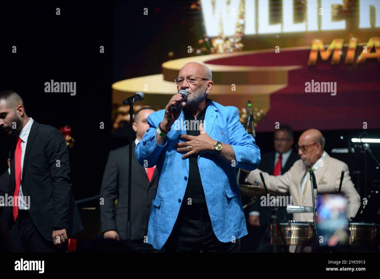 MIAMI, FLORIDA - 15. NOVEMBER: Der Musiker Chamaco Rivera tritt live ...