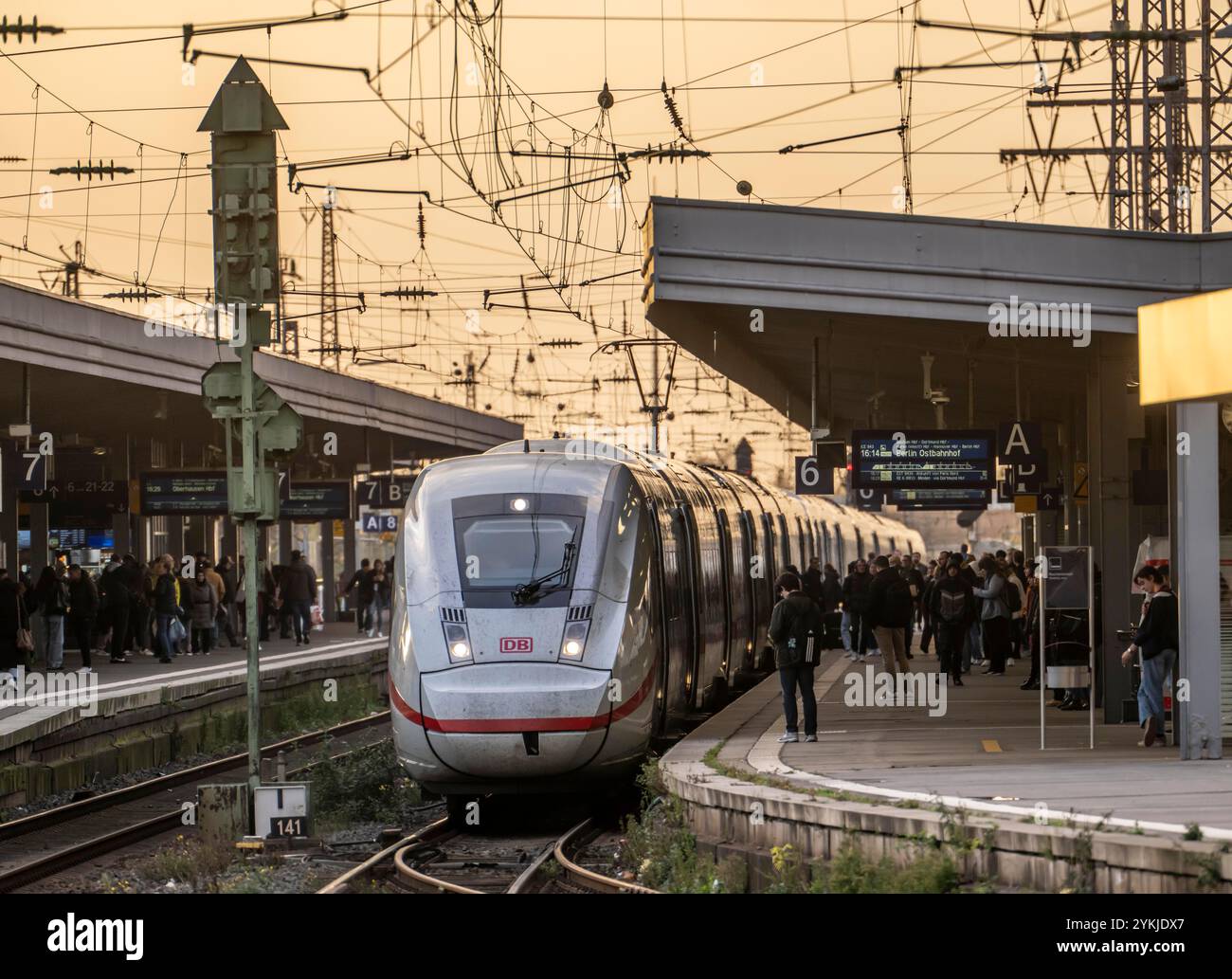 Ice zug -Fotos und -Bildmaterial in hoher Auflösung – Alamy