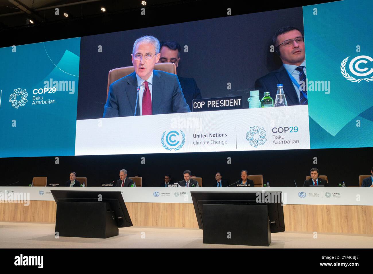COP29 in Baku Aserbaidschan, Baku am 21.11.2024: Mukhtar Babayev, COP29 Präsident eröffnet eine ...
