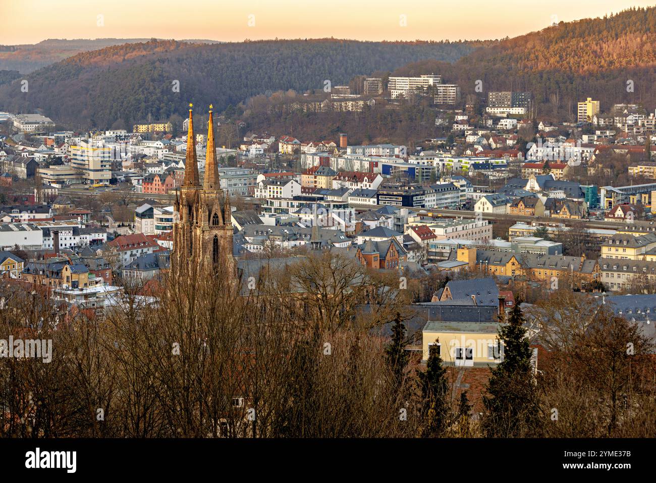 Blick in die Stadt Marburg Stockfotografie - Alamy