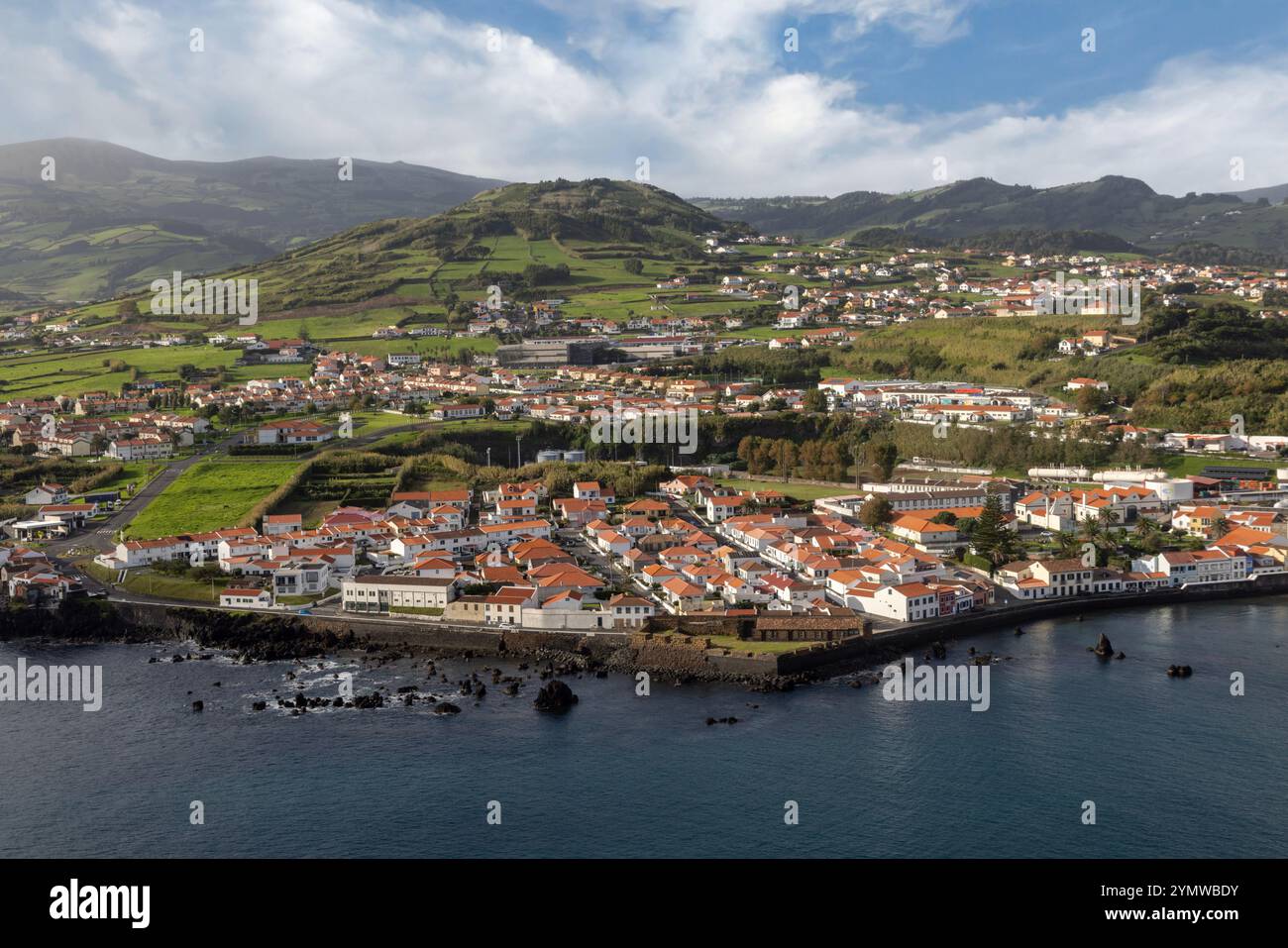 Blick auf Horta, Faial Island, Azoren, vom Monte da Guia, einem alten U ...