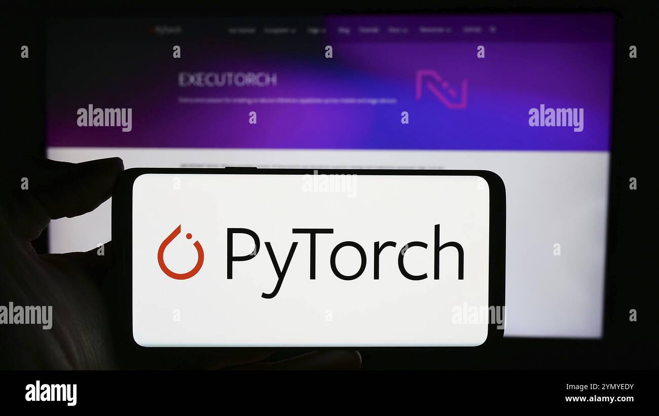 Pytorch logo -Fotos und -Bildmaterial in hoher Auflösung – Alamy