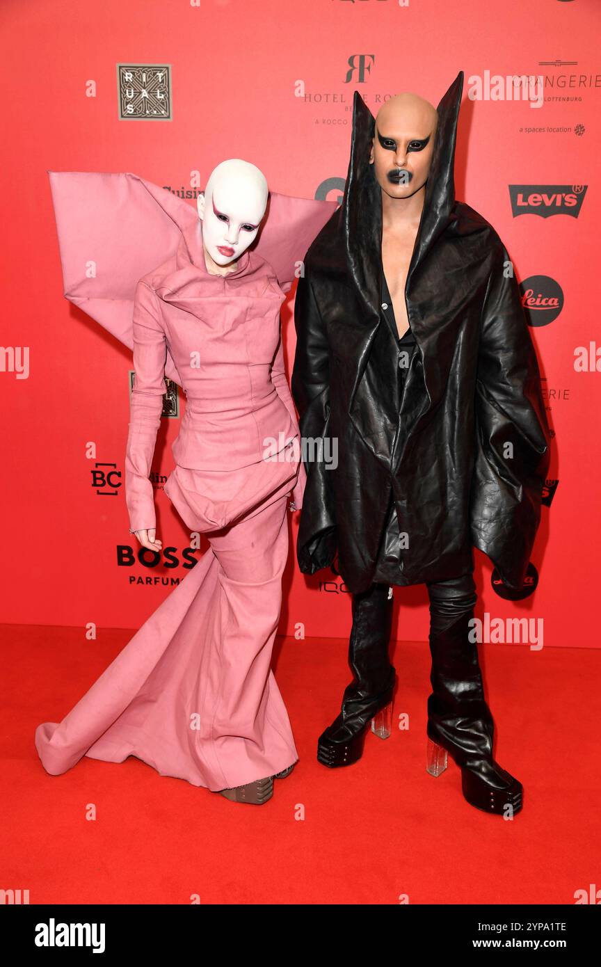 Hannah Rose Dalton und Steven Raj Bhaskaran bei der 26. Verleihung der ...