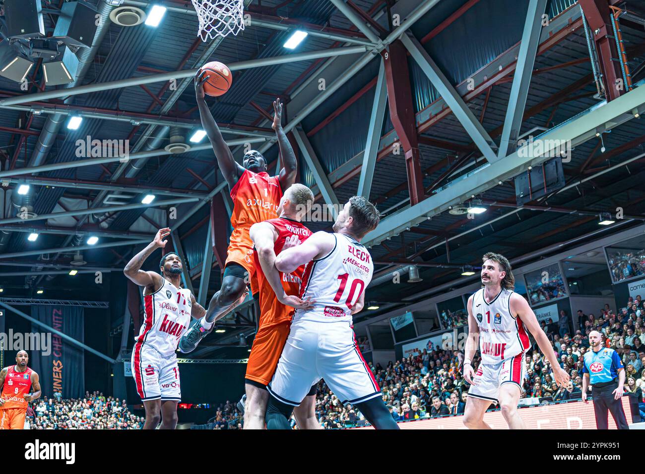 Chemnitz, Deutschland 30. November 2024: 1.BBL - 2024/2025 - Niners ...