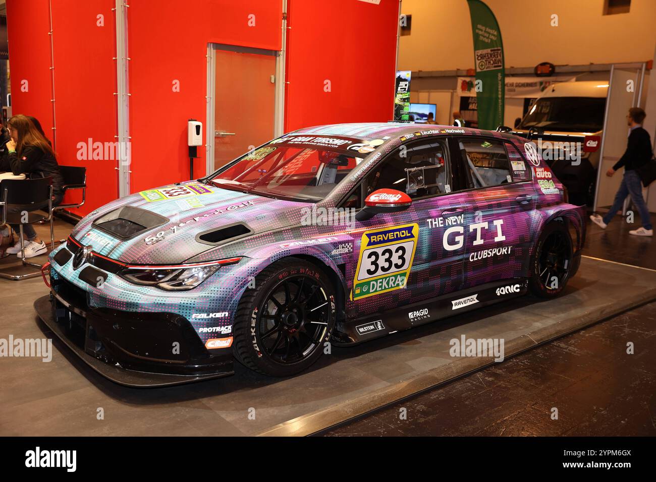 Essen GER, Essen Motor Show, 29.11.2024 Rennfahrzeug VW Golf GTi TCR ...
