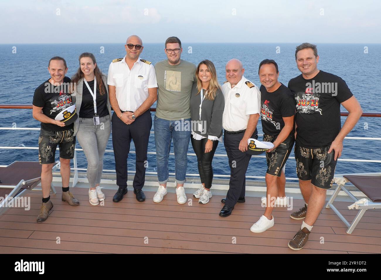 Die jungen Zillertaler JUZI gehen für eine Woche mit rund 80 Fans auf ...