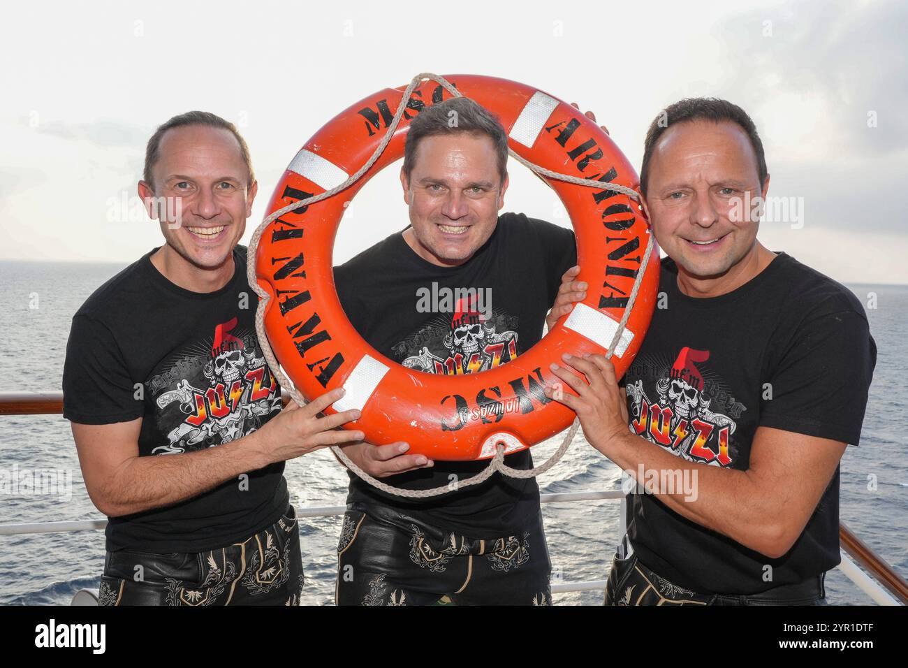 Die jungen Zillertaler JUZI gehen für eine Woche mit rund 80 Fans auf ...