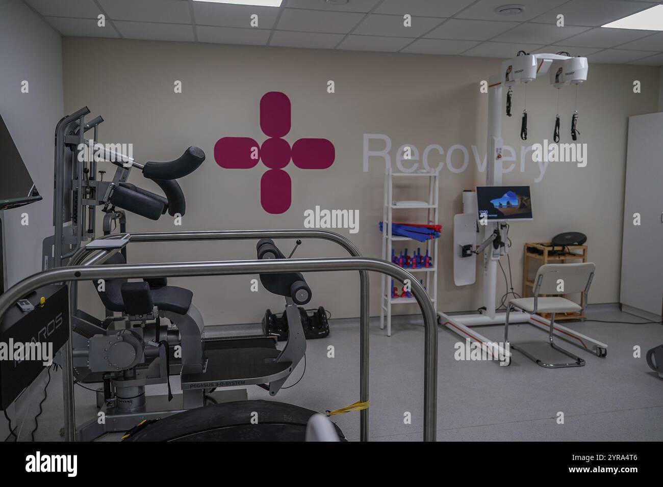 Yevhen Wasyliev / Le Pictorium - Rehabilitationszentrum Recovery - 27 ...