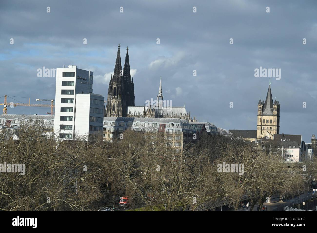 Köln Stadtansicht, Handwerkskammer, Kölner Dom, Hotel Maritim, Gross St ...