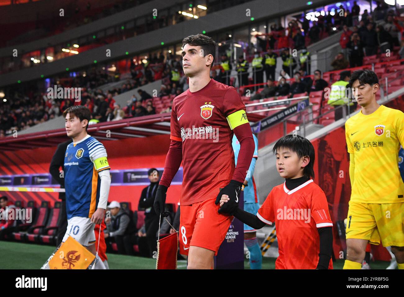 Shanghai, China. 3. Dezember 2024. Oscar #8 des Shanghai Port FC ...