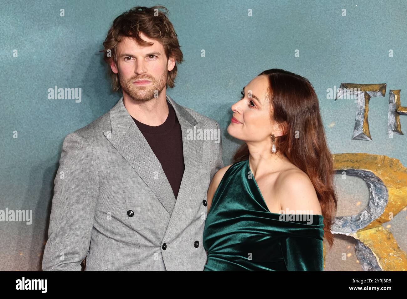 Benjamin Wainwright und Phoebe Sparrow, The Lord of the Rings: The war ...