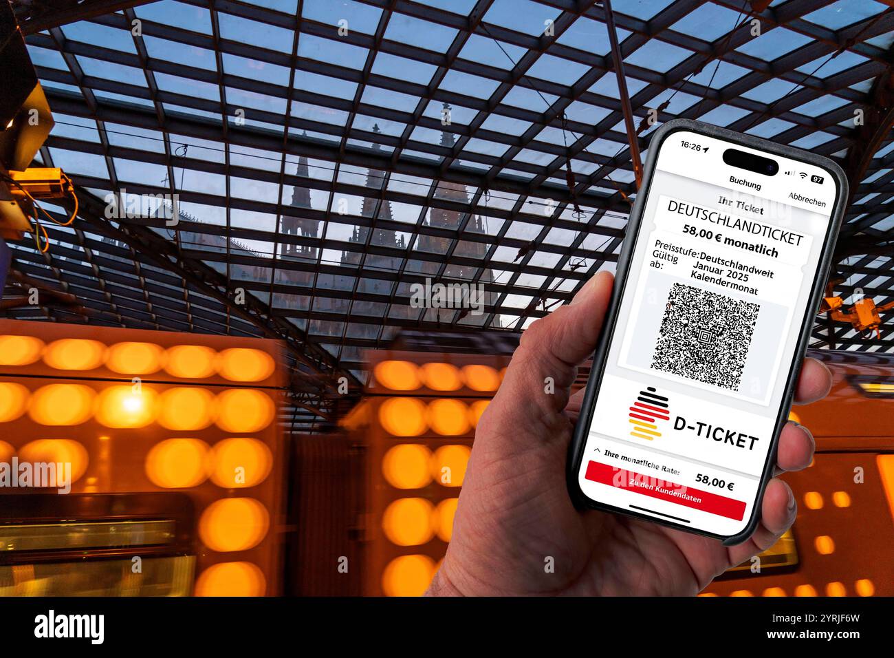 Symbolbild Deutschlandticket, neu ab 2025 für 58 Euro monatlich, Ticket ...