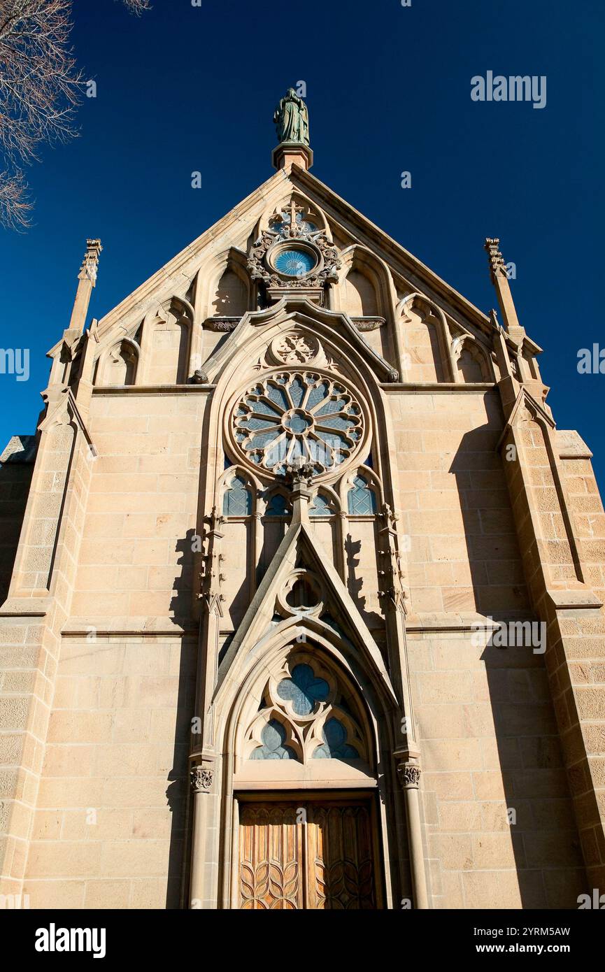 Die Loretto-Kapelle beherbergt die wundersame Treppe, die angeblich von ...
