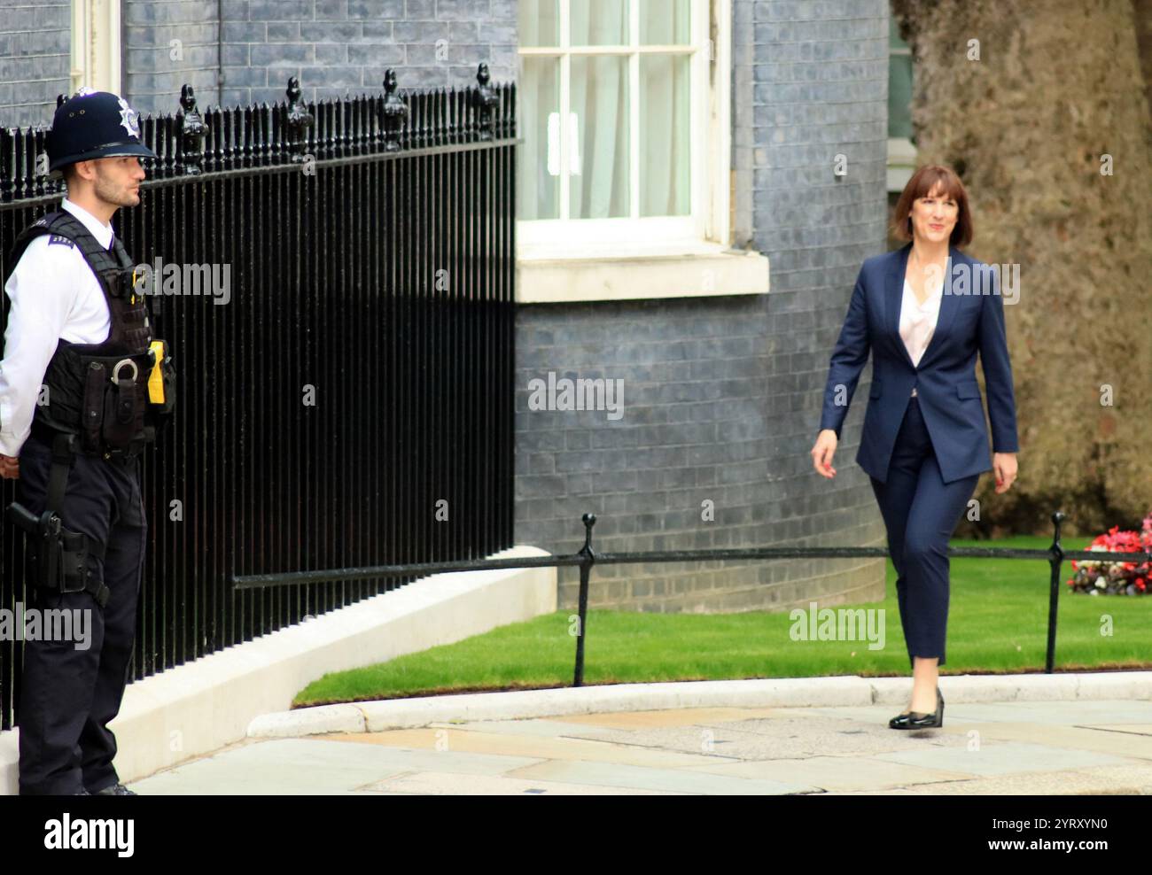 Rachel Reeves (Chancellor of the Exchequer) kommt in der Londoner ...
