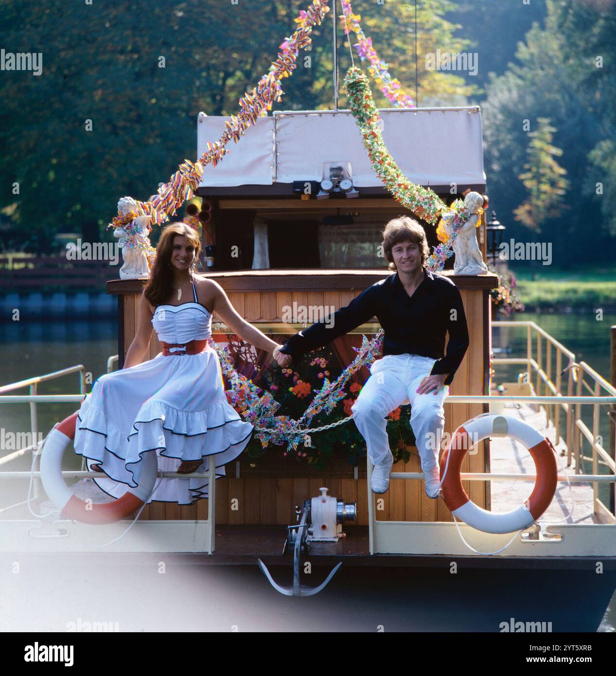 Sänger und Schauspieler Christian anders mit der Schweizer ...